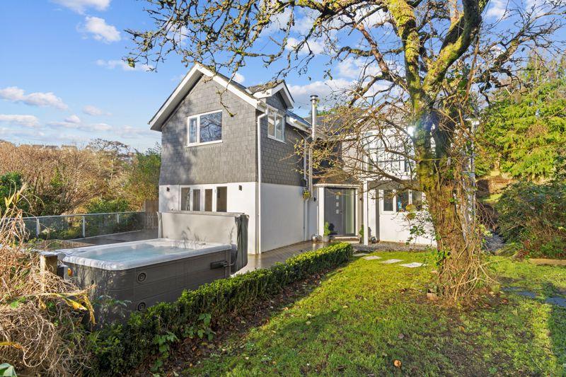Forder, Saltash 5 bed detached house - £600,000