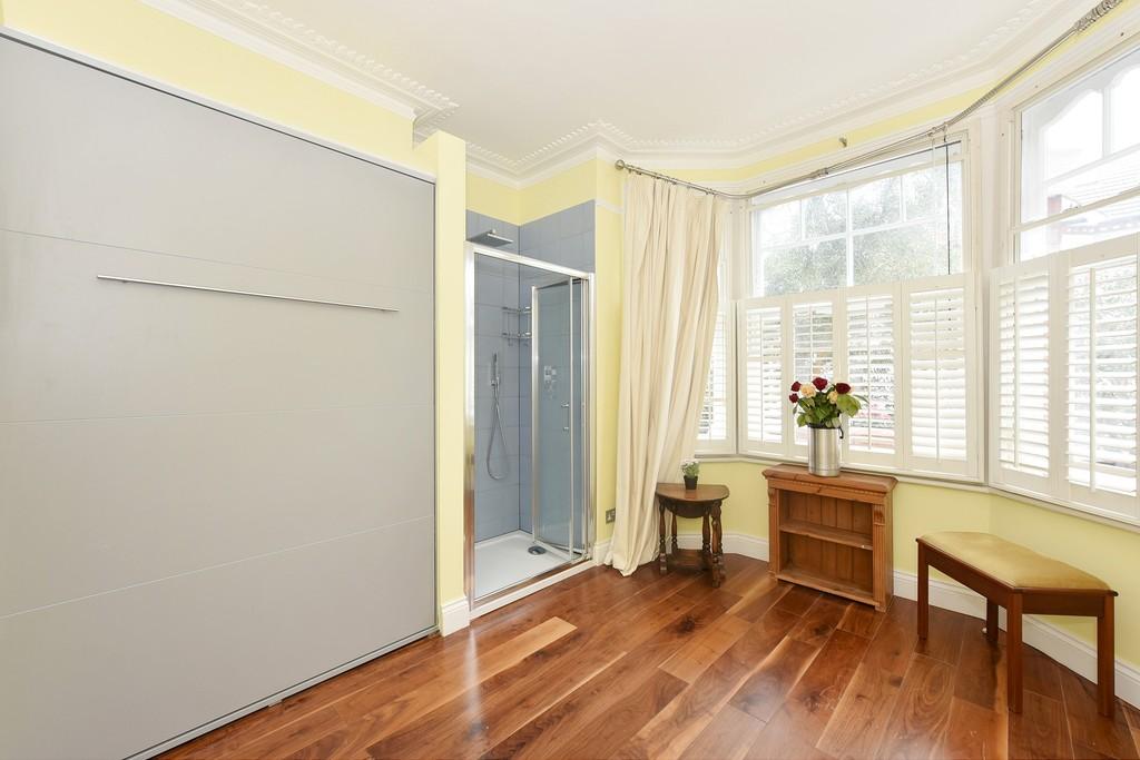 Harbord Street, Fulham, SW6 6PL Studio - £1,517 pcm (£350 pw)