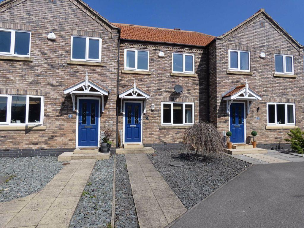 The Acorns, Gilberdyke 2 bed terraced house - £120,000