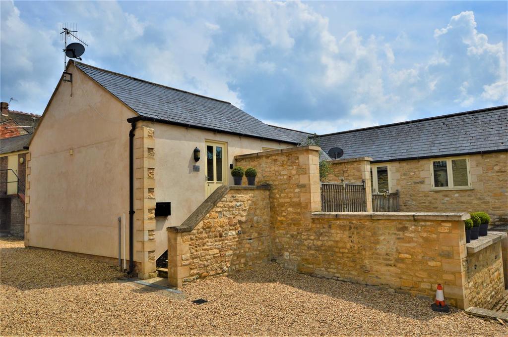 Bath Row, Stamford 1 bed maisonette - £235,000