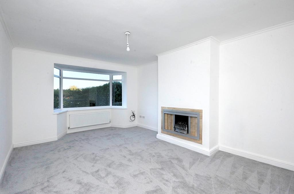 Fairbrother Crescent Warrington Wa2 3 Bed Semi Detached House £170 000
