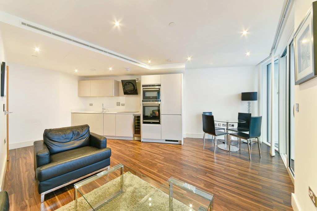 Altitude Point, Aldgate, London E1 1 bed apartment - £1,690 pcm (£390 pw)