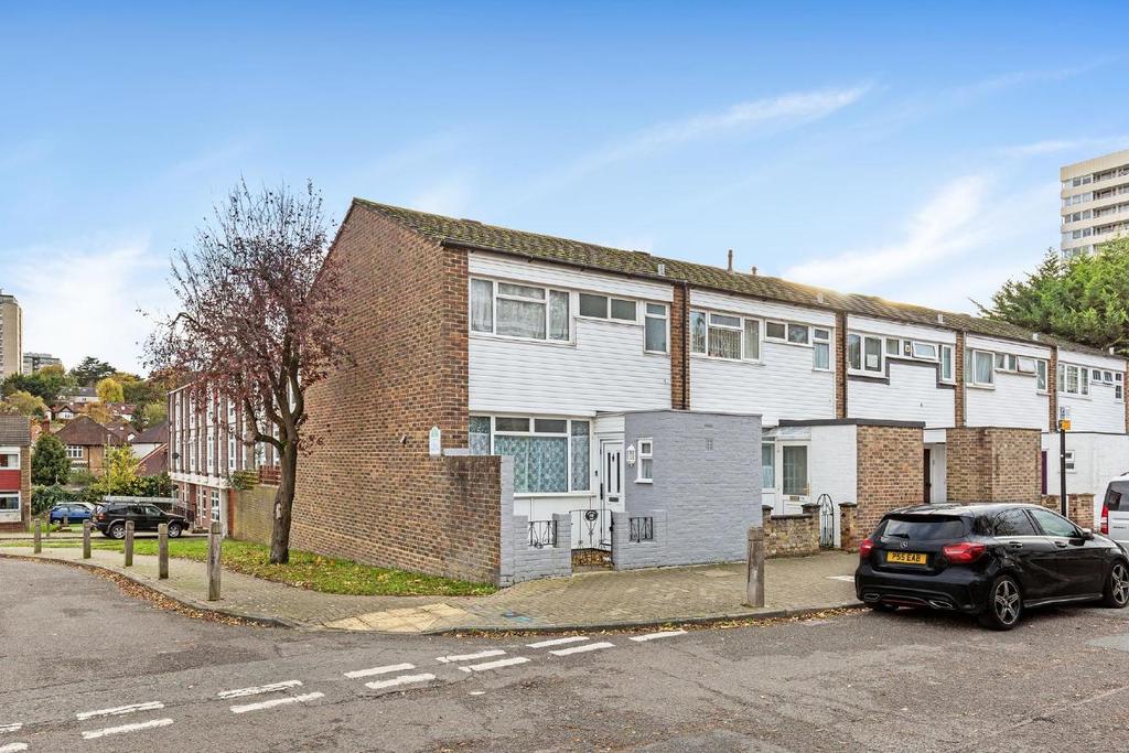 Linstead Way, Southfields 3 bed terraced house - £475,000