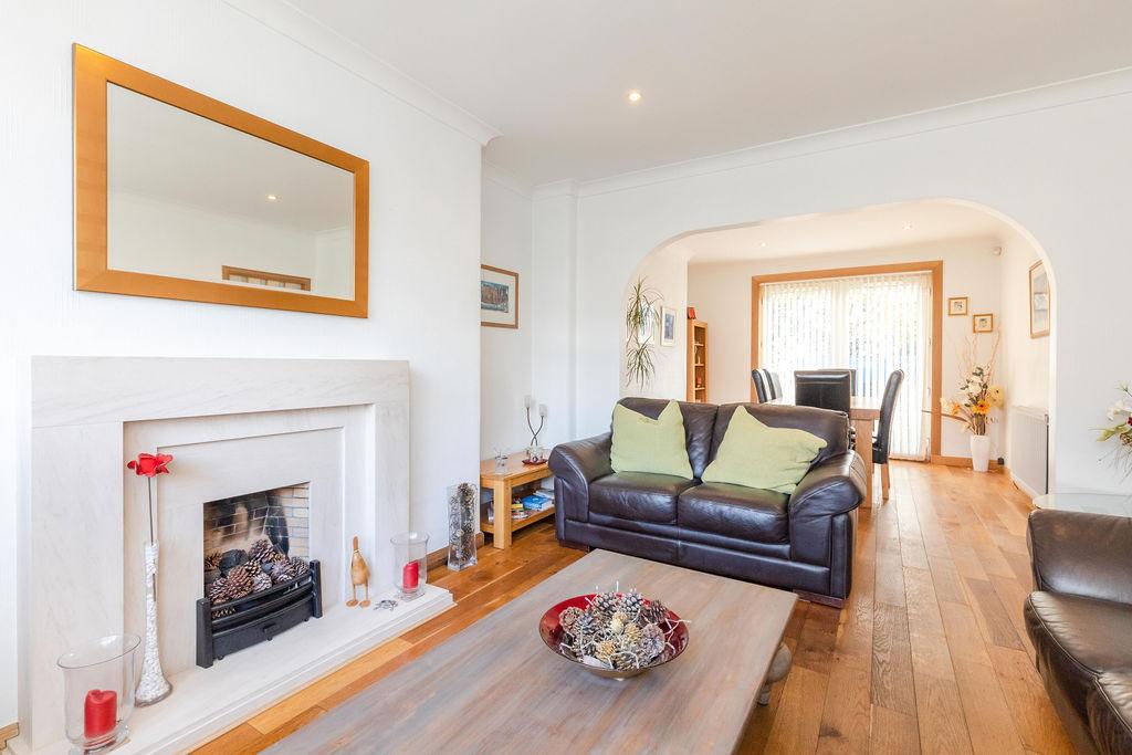 Silverknowes Grove, Silverknowes, Edinburgh, EH4 3 bed semi-detached ...