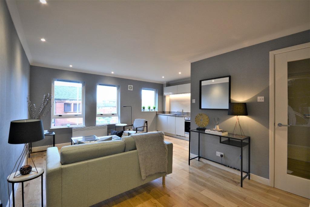 Rosevale Street, Flat 4, Partick... 2 bed flat - £145,000