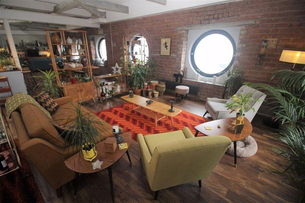 Gourock Ropeworks, Port Glasgow 2 bed flat - £179,900