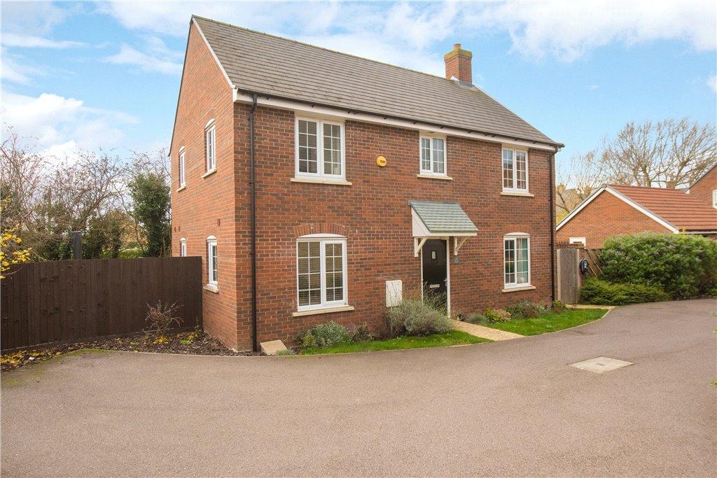 Avocet Road, Wixams, Bedfordshire, MK42 4 bed detached house - £425,000