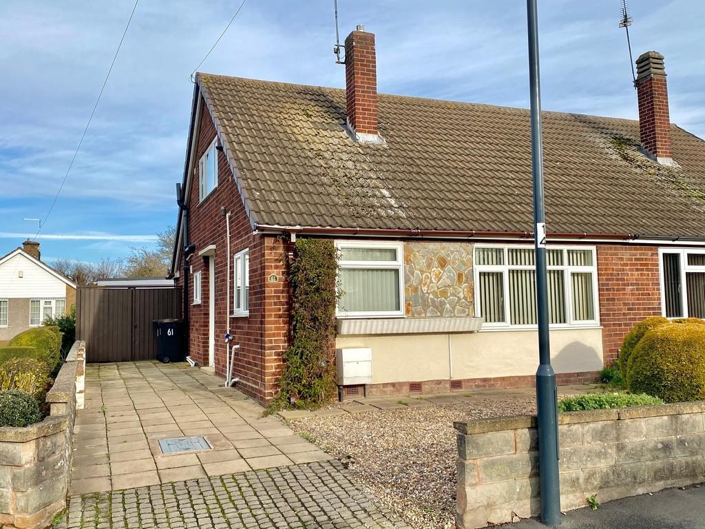 Church Lane Weddington Nuneaton 3 Bed Semi Detached Bungalow £235 000