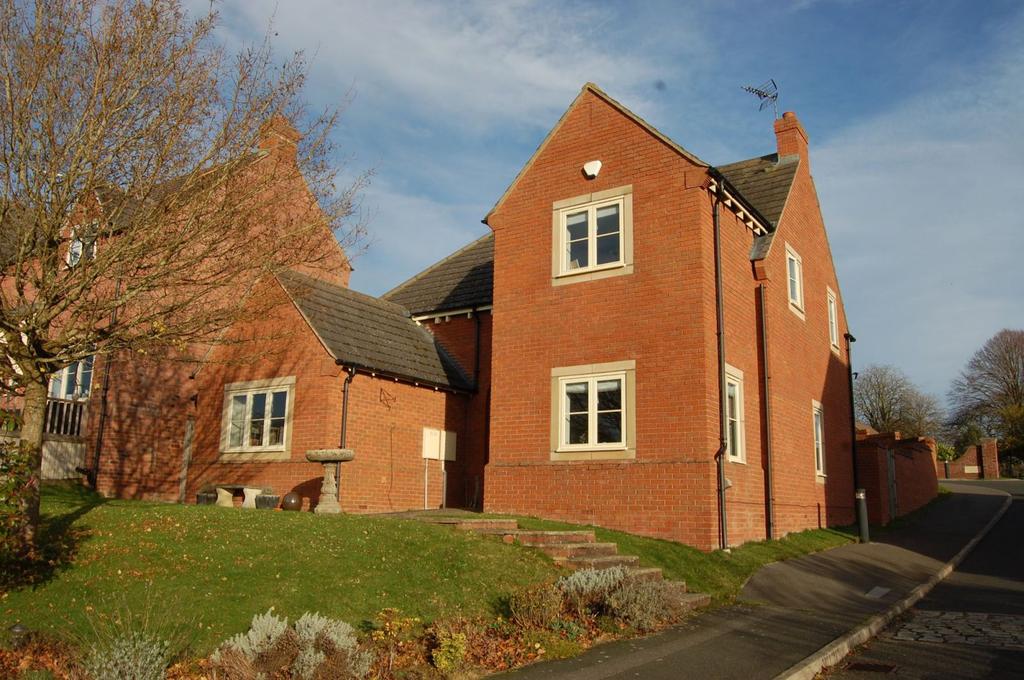 Pritchard Close West Haddon Northampton Nn6 7bn 4 Bed Detached House
