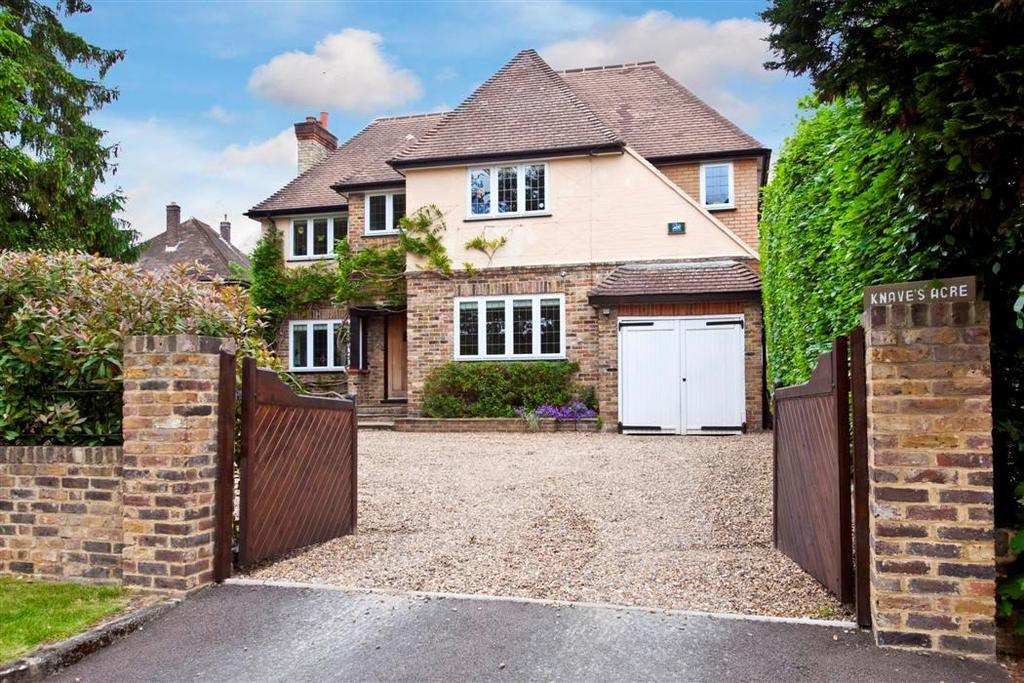 Blundel Lane, Cobham, Surrey, KT11 7 bed detached house - £5,000 pcm (£ ...