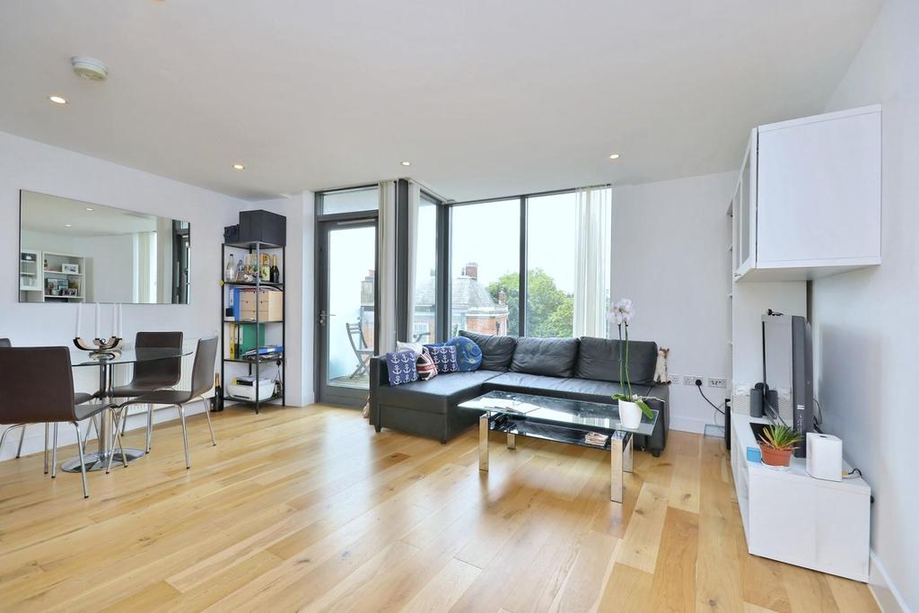 Packington Street, London, Islington, N1 1 bed flat - £1,647 pcm (£380 pw)