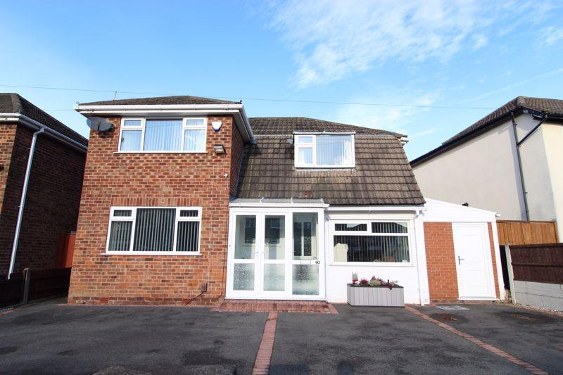 Prenton Hall Road, Prenton 5 bed detached house - £340,000