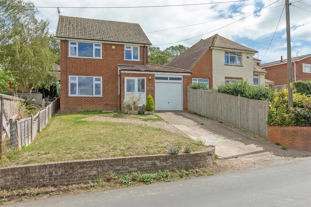 Highsted Valley, Rodmersham... 3 bed detached house - £400,000