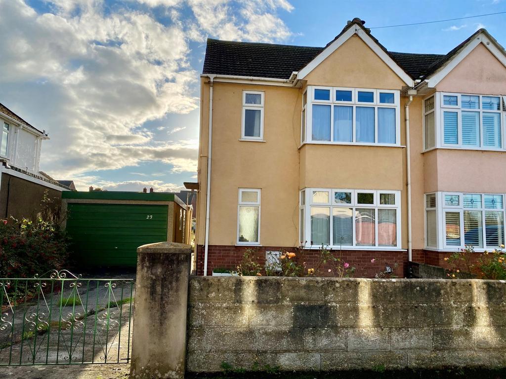 Box Road Avenue, Cam, Dursley, GL11 5DN 3 bed semi-detached house - £ ...