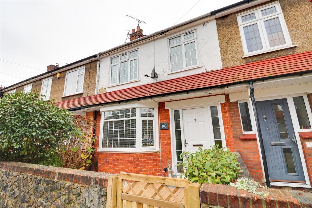 Kent Road, Grays 3 bed terraced house - £310,000