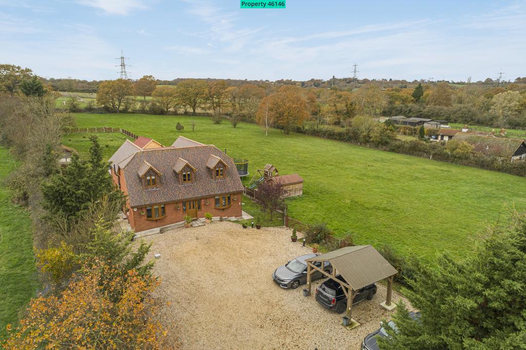 Chalk Street, Rettendon Common... 5 bed detached house - £1,150,000