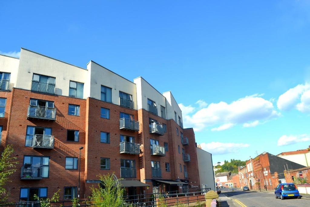 Cardigan House, Sheffield, S3 1 bed apartment - £750 pcm (£173 pw)