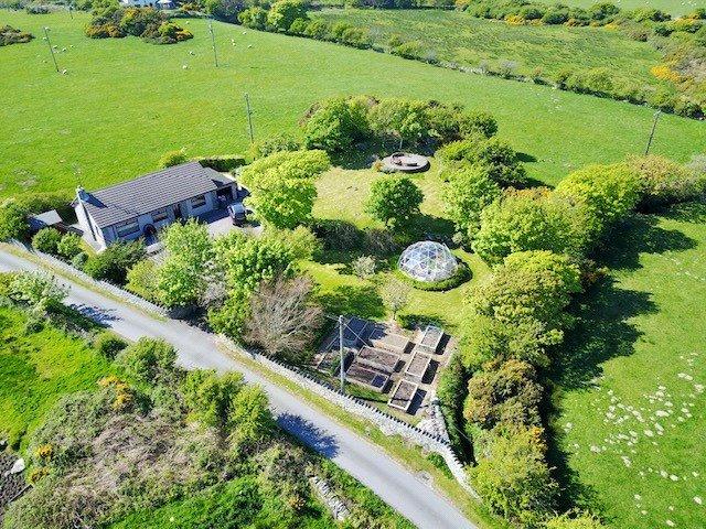 Llanfechell, Amlwch, Anglesey, LL68 3 bed bungalow - £295,000