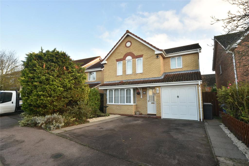 Falcon Way, Beck Row, Bury St.... 4 bed detached house - £310,000
