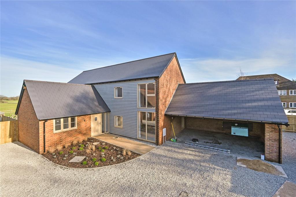 Mann's Hill, Bossingham, Kent, CT4 3 bed detached house - £785,000