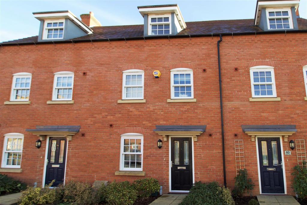 Saxon Way, Great Denham, Bedford 4 bed terraced house - £300,000