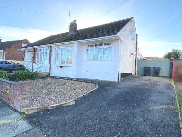 Pennine Way, Duston, Northampton NN5 6AT 3 bed semi-detached bungalow ...