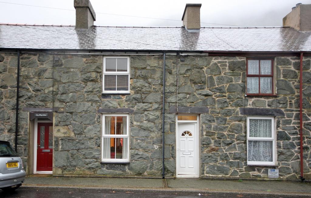 Nant Peris, Caernarfon, Gwynedd, LL55 3 bed terraced house - £170,000