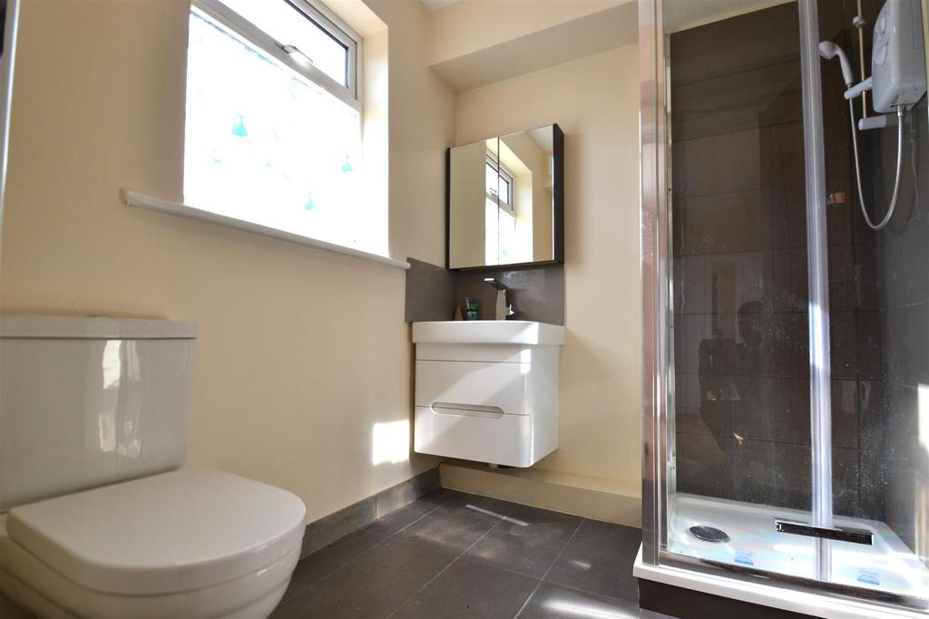 Whitton Road, Hounslow, TW3 4 bed house share - £650 pcm (£150 pw)