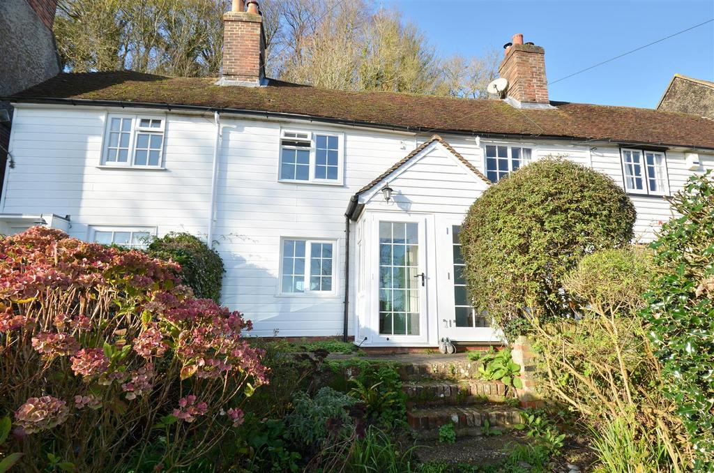 Military Road, Rye 2 bed terraced house - £350,000