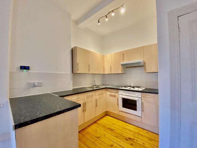 Hamilton Place, Stockbridge... 1 bed flat - £1,100 pcm (£254 pw)