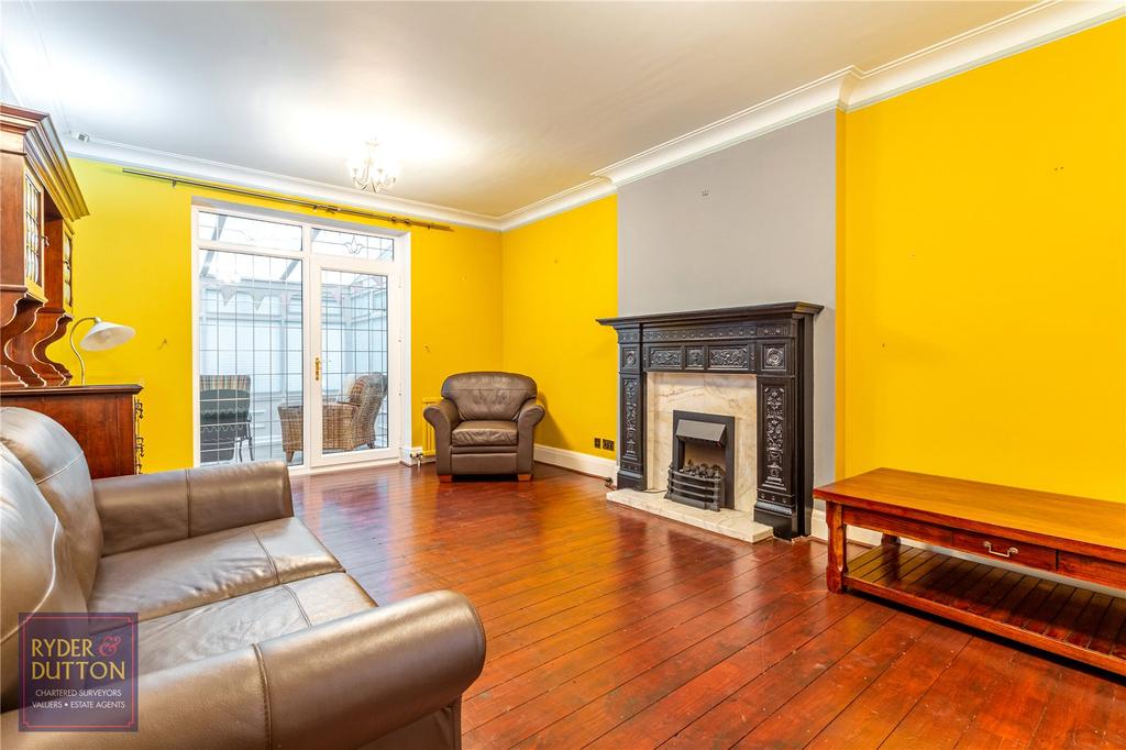 Whitworth Road, Shawclough, Rochdale, Greater Manchester, OL12 3 bed ...