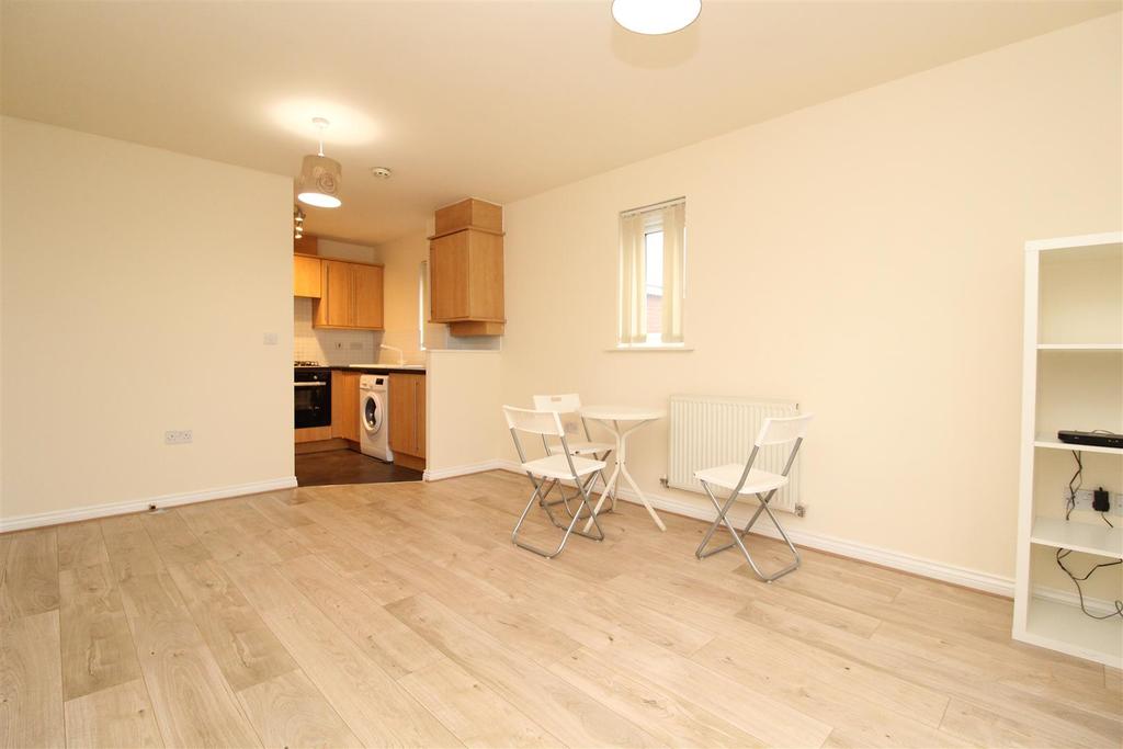 Signet Square, Lower Stoke, Coventry 2 bed apartment - £130,000
