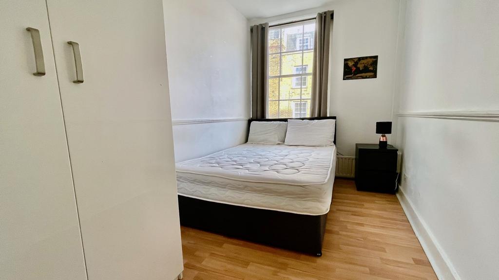 Leather Lane, London, EC1N 1 bed apartment - £1,500 pcm (£346 pw)