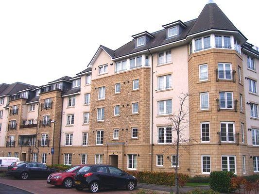 10/11 Powderhall Rigg, Edinburgh 2 bed apartment - £995 pcm (£230 pw)