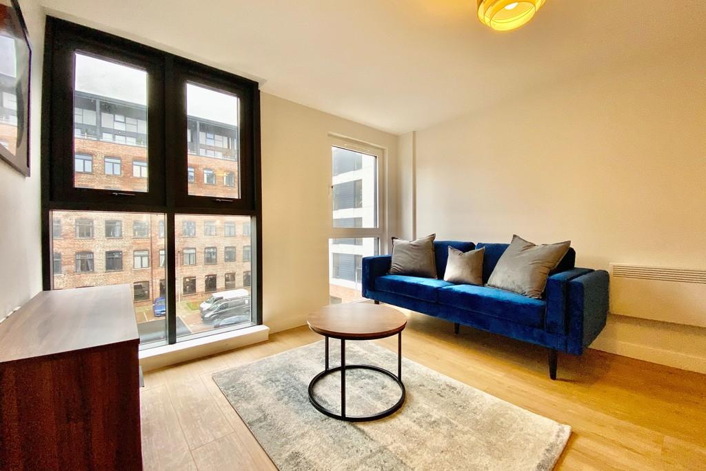 Victoria Riverside, Leeds 2 bed apartment - £220,000