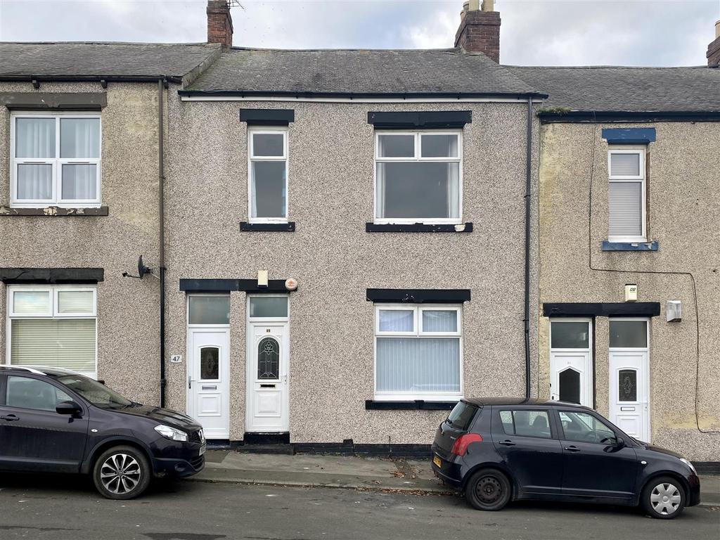 John Candlish Road, Sunderland 2 bed flat - £55,000