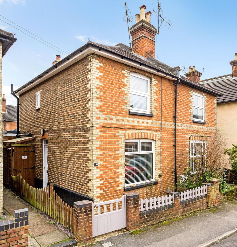 Queens Road, Guildford, Surrey, GU1 3 bed character property - £499,950