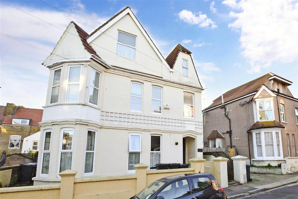 Albert Road, Ramsgate, Kent 1 bed flat - £100,000