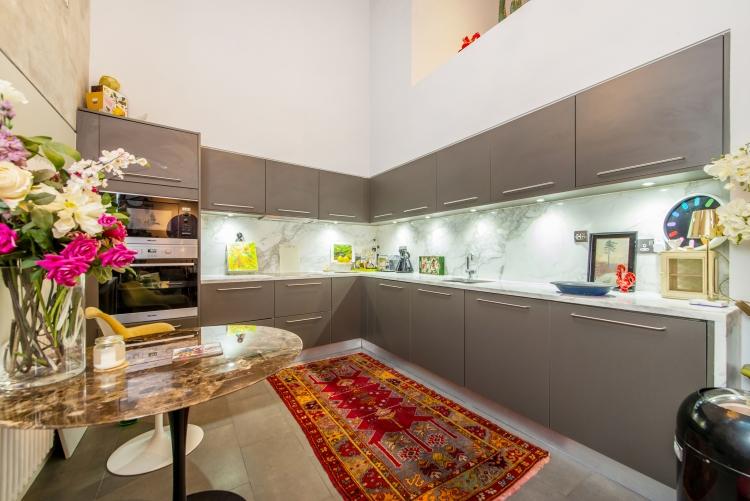 Compton Street London EC1V 2 bed flat - £3,900 pcm (£900 pw)