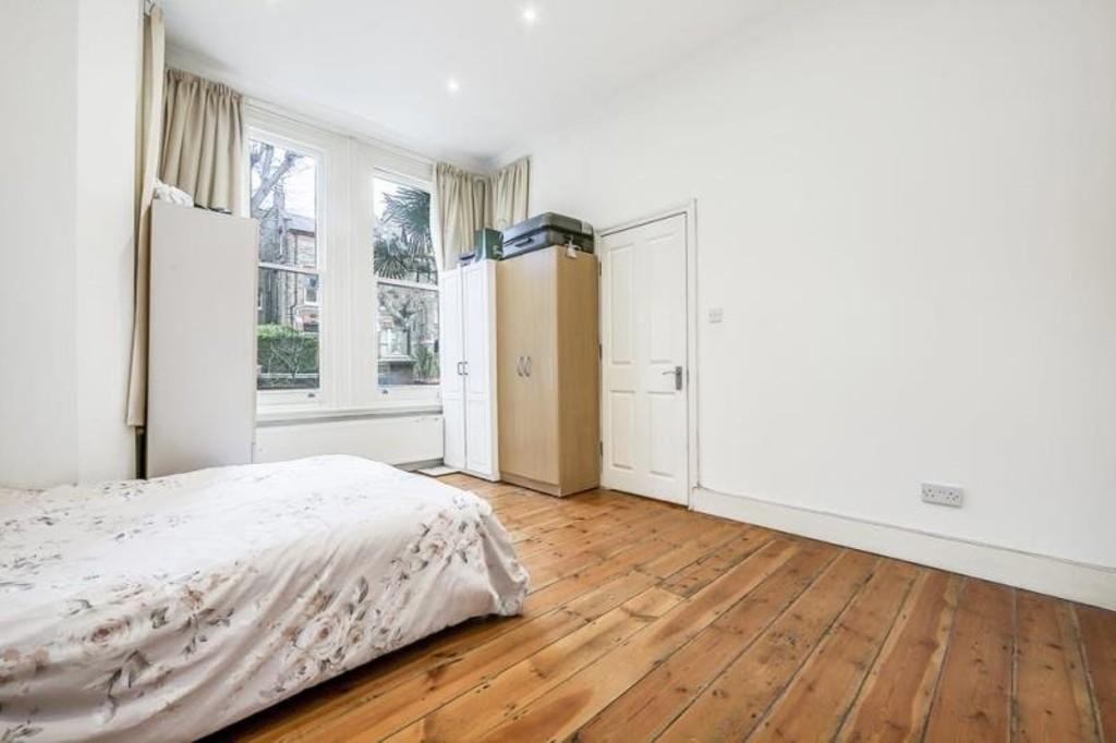 Crouch Hall Road, Crouch End, London 1 bed apartment - £1,395 pcm (£322 pw)