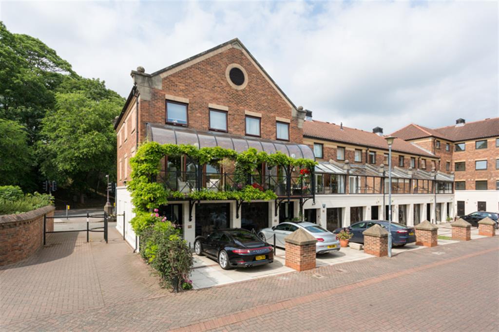 Postern Close, York, YO23 1JF 3 bed terraced house - £550,000