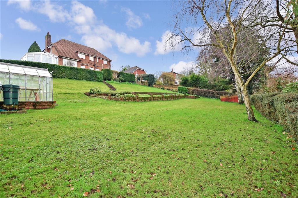 Telegraph Hill, Higham, Rochester, Kent 4 bed detached house - £775,000