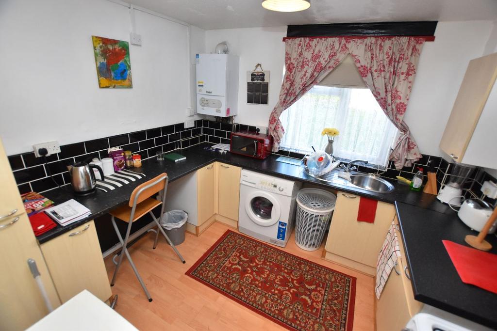 Bullace Croft, Birmingham 1 bed apartment - £675 pcm (£156 pw)