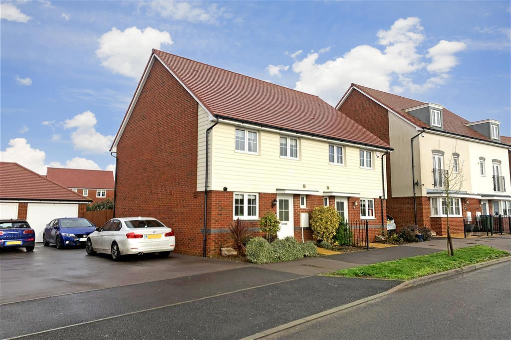Henry Lock Way, Littlehampton, West... 3 bed semi-detached house - £285,000