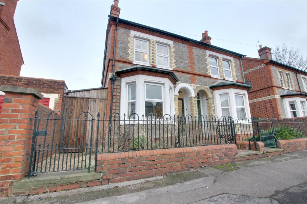 Shenstone Road, Reading, RG2 4 bed semi-detached house - £425,000