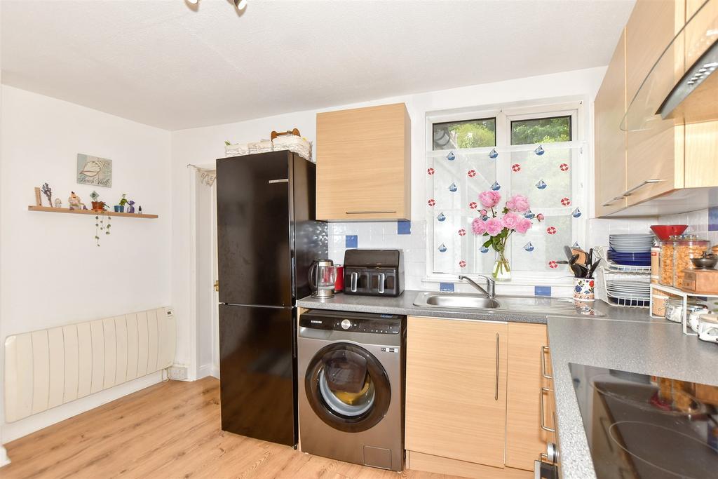 Tower Hamlets Road, Dover, Kent 2 bed terraced house for sale - £210,000