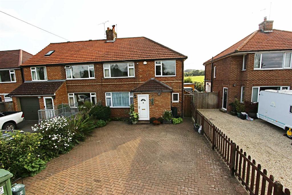 Cow Roast, Tring 3 bed semi-detached house - £500,000