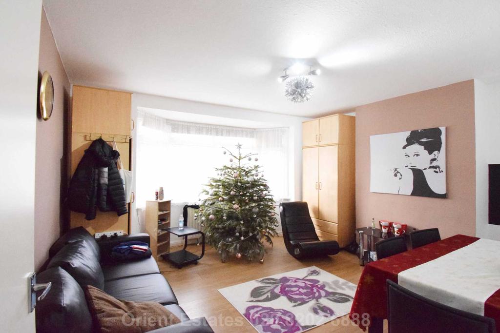 Booth Road, Colindale 2 bed flat - £335,000