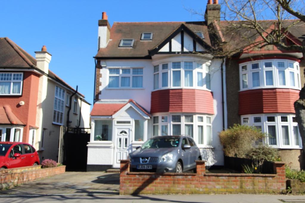 Sefton Road Addiscombe Cr0 4 Bed Semi Detached House £639 950