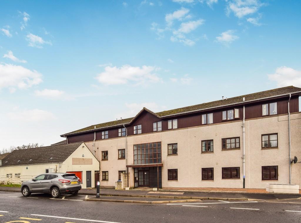 Bridge Of Earn, Perth 2 bed flat - £99,950